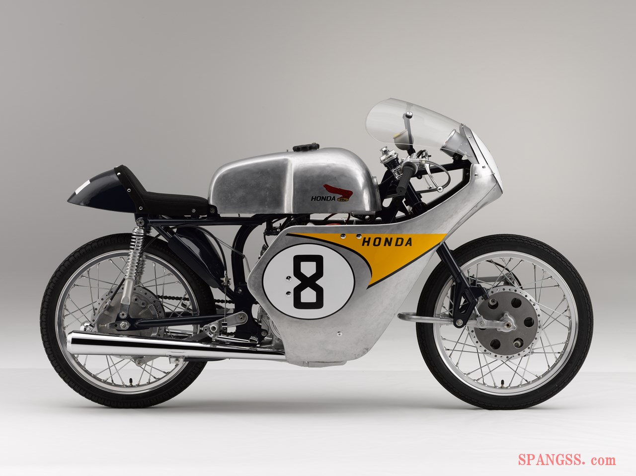 【旧車・絶版車】1959年の ホンダ125㏄「ベンリイC92・CB92スーパースポーツ」のカタログから当時を振り返る｜画期的な4サイクル 2気筒エンジンを搭載した高性能機！ - ライフスタイル ...